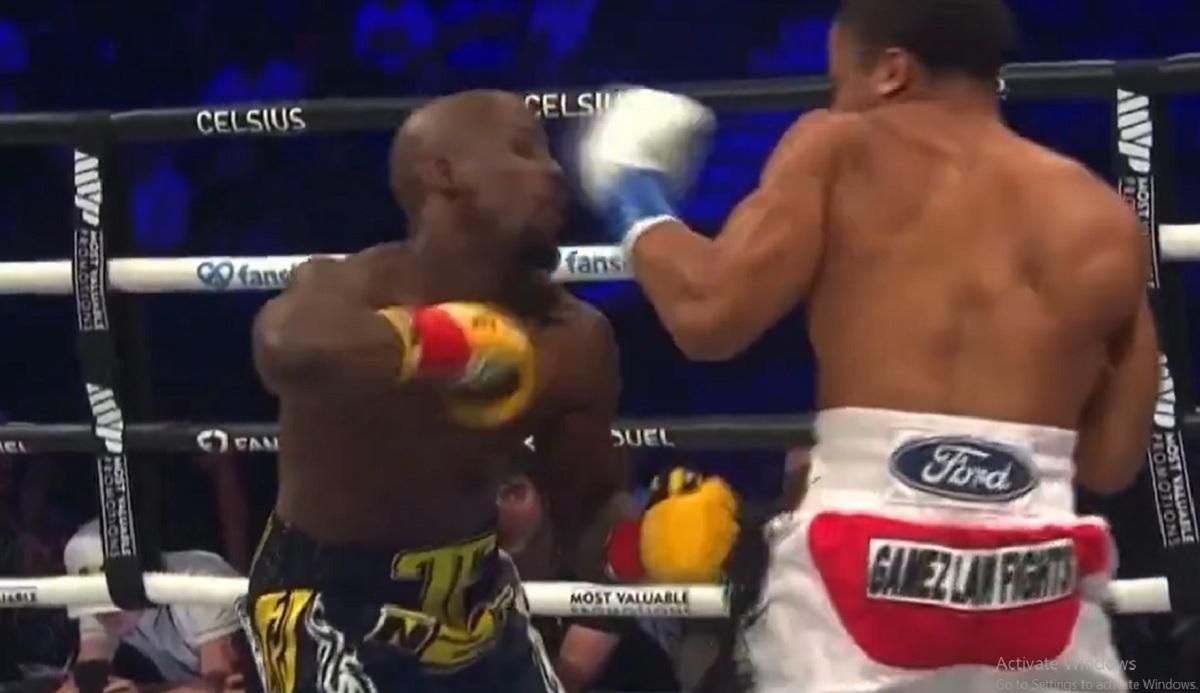 Флойд Скофілд нокаутував суперника менше ніж за півтори хвилини і здобув пасок WBA – Спорт 24